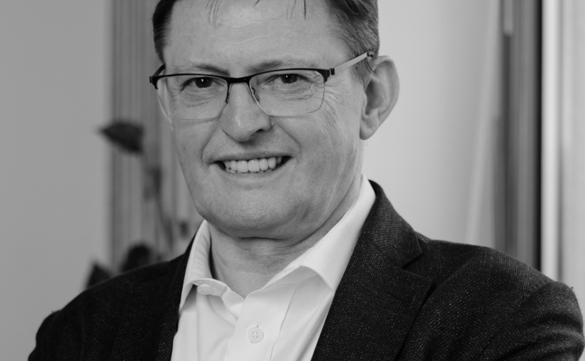 Róbert Sándor - Soitron